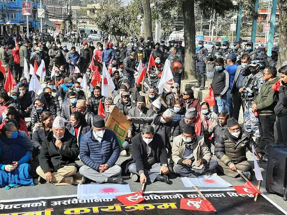प्रचण्ड–माधव पक्षको धर्ना कार्यक्रम स्थगित, आन्दोलन थप सशक्‍त बनाउने